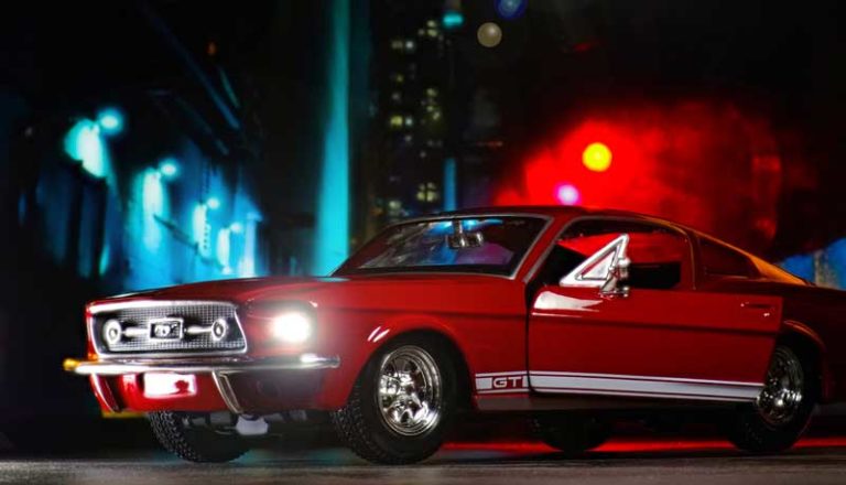 Realistic Toy Car Photography Tutorial (Practical lighting effects!)